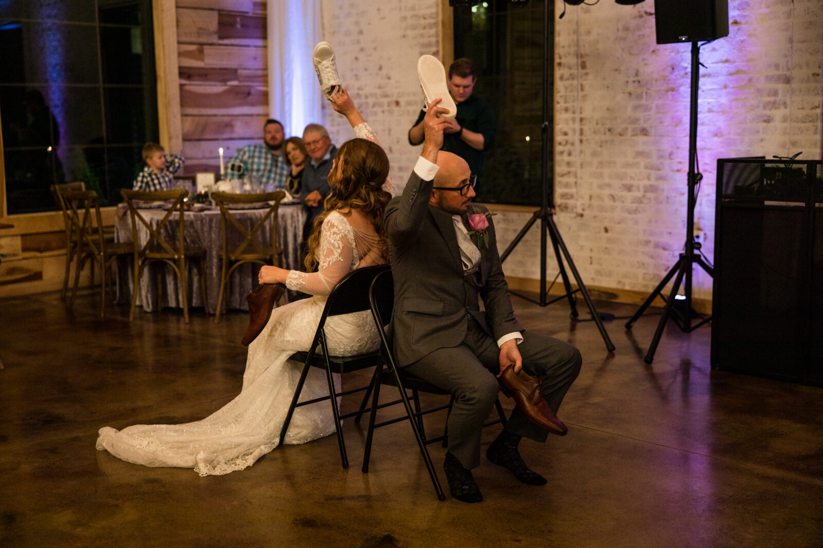 The Best Wedding Games + Activities | deannapaigephoto.com